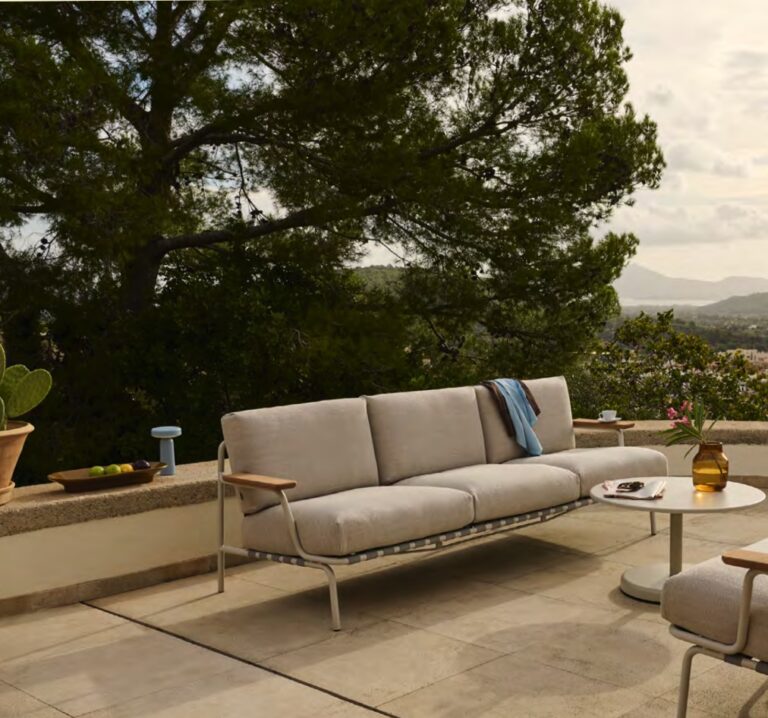 Estilo Furniture – Opening Soon